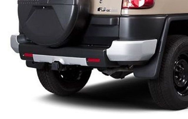 Genuine Toyota FJ Cruiser Tow Hitch Kit PT228-60060 | Frontier Toyota