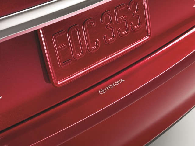 Genuine Toyota Camry Rear Bumper Applique PT747-03150 | Frontier Toyota