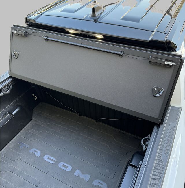 Genuine Toyota Trifold Hard Tonneau Cover - Standard Bed 5ft | 2024 ...