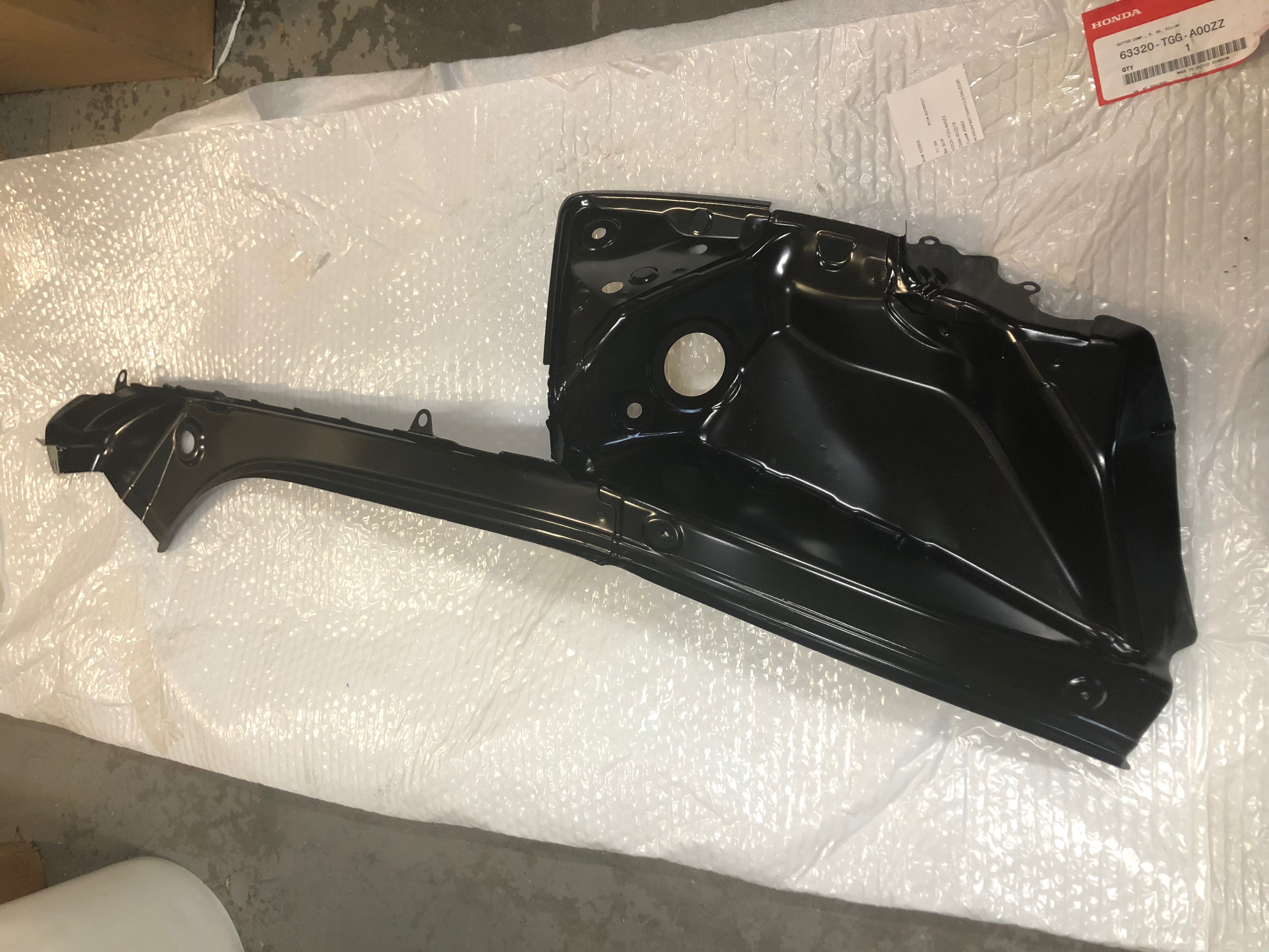 2017-2021 Honda Civic Tail Lamp Pocket 63320-TGG-A00ZZ | hondapartswd