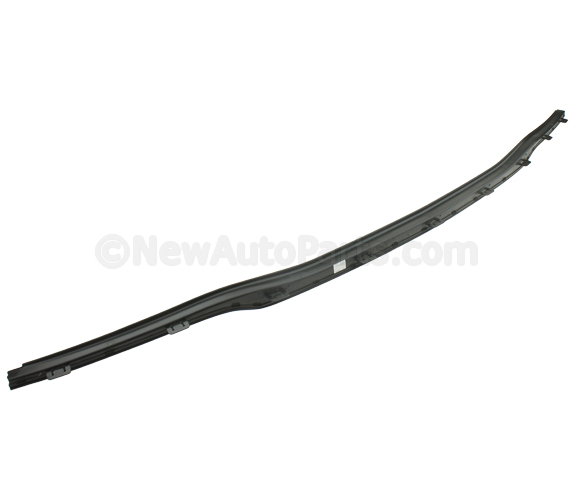 2014-2019 Chevrolet Corvette Rear Bumper Fascia Molding 84011055 ...