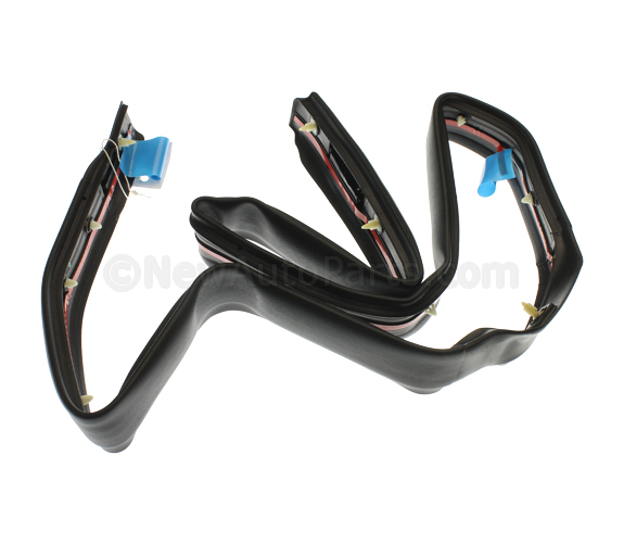 2015-2020 GM Rear Seal - Driver's Side (LH) 23455371 | NewGMParts.com