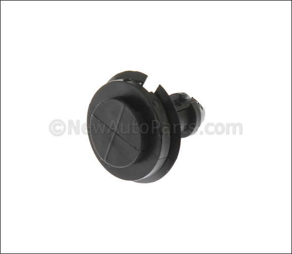 1999-2019 GM Air Deflector Upper Retainer 15733971 | NewGMParts.com