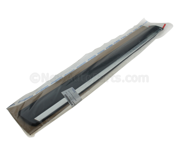 2000-2004 GM Black Driver Side Door Molding 15169405 | NewGMParts.com