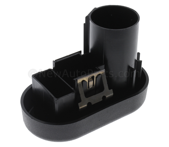 2014-2025 GM Trailer Wiring Receptacle Cap 23173340 | NewGMParts.com