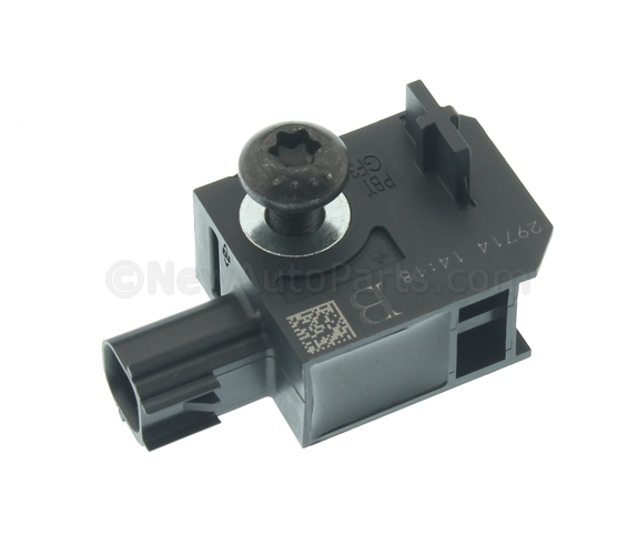 2013-2023 GM Airbag Sensor 13504470 | NewGMParts.com