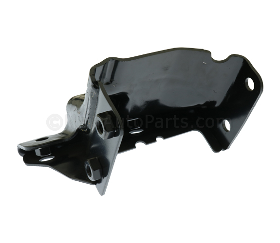 1999-2007 GM Mount Bracket - Driver's Side (LH) 15113848 | NewGMParts.com
