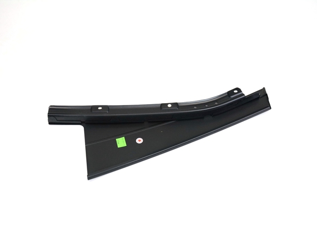 2014-2023 Jeep Cherokee C Pillar Applique, Right 68102578AE | My Mopar ...