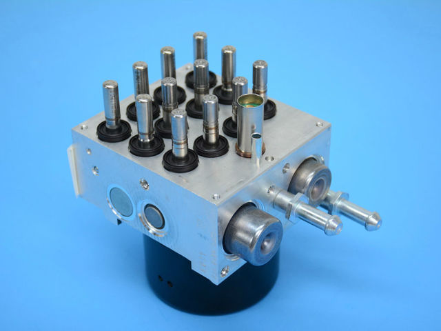 2010-2018 Jeep Anti-Lock Brake Control Unit 68067457AA | My Mopar Parts