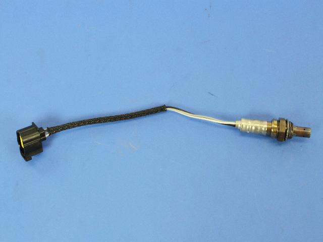 2004-2005 Mopar Oxygen Sensor, Right Side, Before Catalyst 56028994AA ...