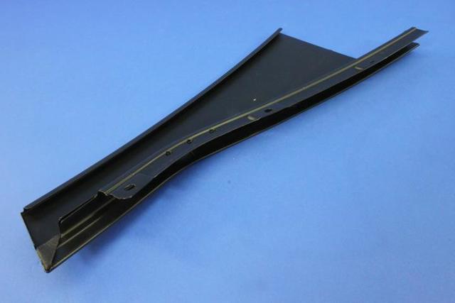 2014-2023 Jeep Cherokee C Pillar Applique, Right 68102578AE | My Mopar ...