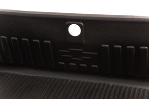 23221574 - Bed Liner, Bow-Tie Logo - 2014-2018 GM | World Parts Direct