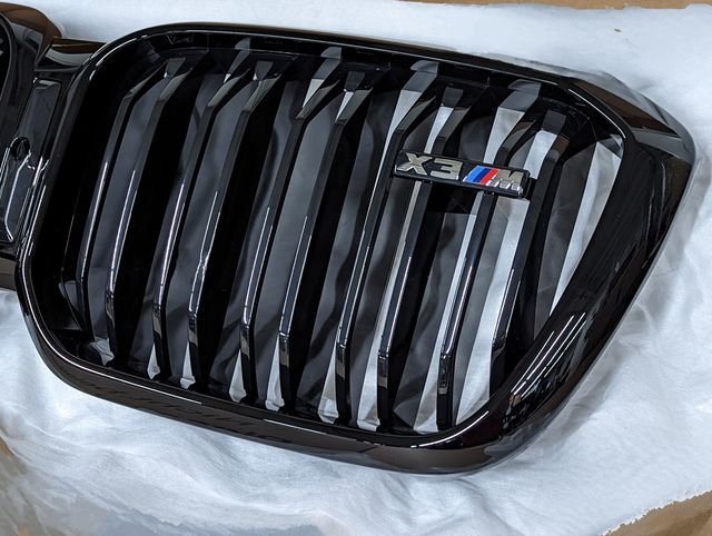 51-13-9-501-170 - 2022-2024 BMW X3 - Upper Grille | BMWPartsHub