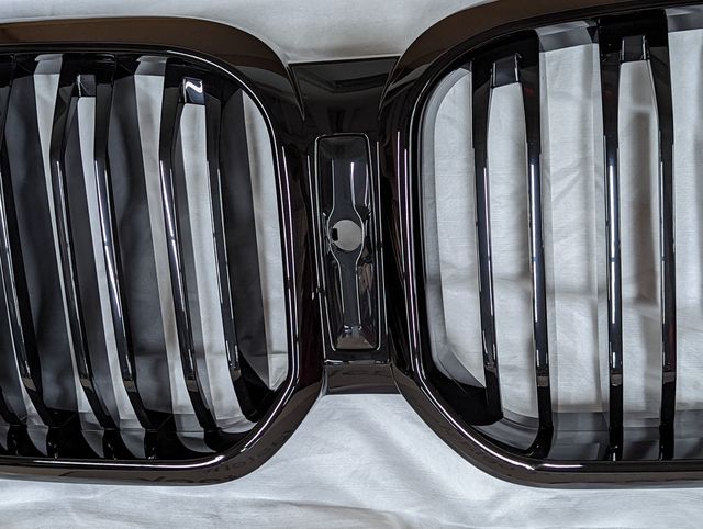 51-13-9-501-170 - 2022-2024 BMW X3 - Upper Grille | BMWPartsHub