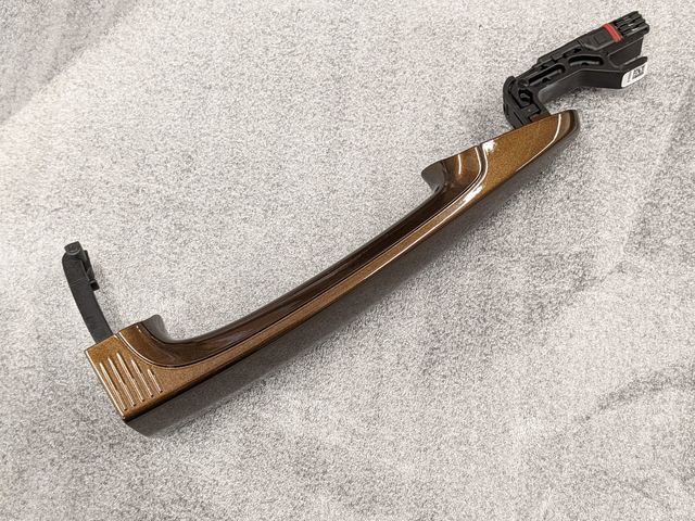 51-21-7-207-565 - BMW X1, 3 series, 2011-2017 X5/X6 BMW Driver's Front ...