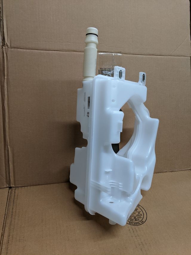61-66-9-478-908 - Reservoir | BMWPartsHub
