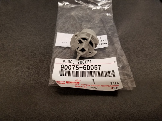 2003-2009 Toyota 4Runner Tail Light Socket (Rear) 9007560057 | Toyota ...