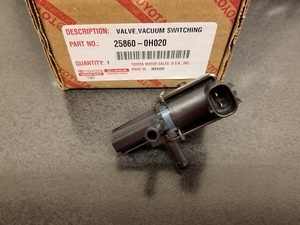 2002-2004 Toyota Vacuum Valve 25860-0H020 | Toyota Express Parts