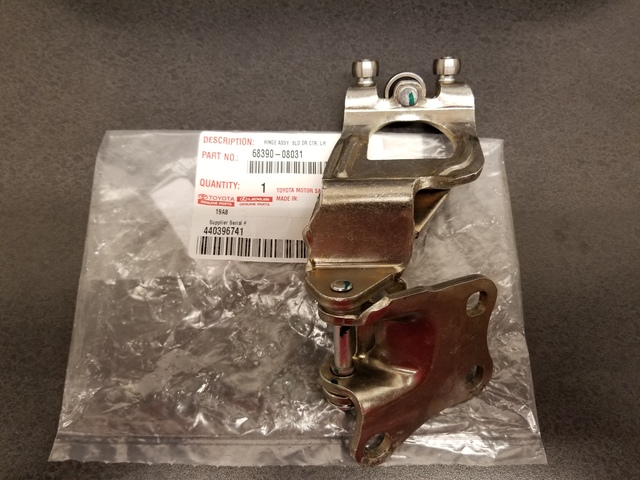 2004-2010 Toyota Sienna Hinge 68390-08031 | Toyota Parts Express