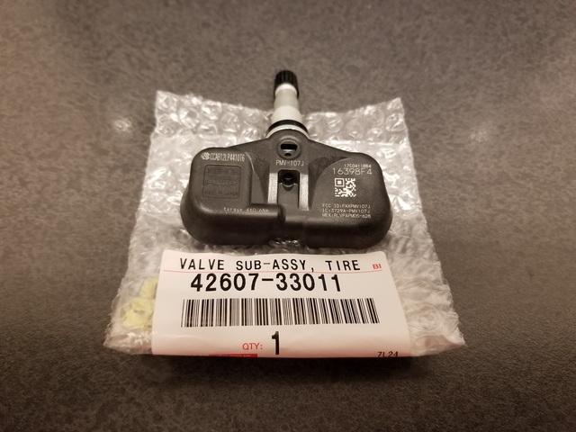 2003-2019 Toyota Tire Pressure Monitoring System Sensor 42607-33012 ...