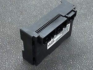 68395643AA - 2011-13 DURANGO GRAND CHEROKEE Transfer Case Control ...