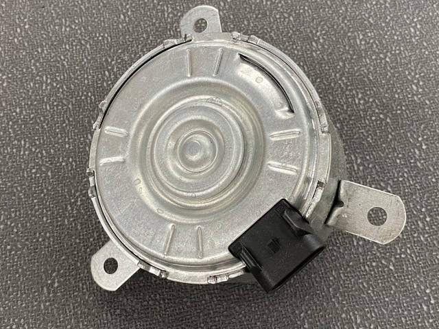 2005-2023 Mopar Radiator Fan Motor, Left 5137714aa | Mopar Parts Unlimited