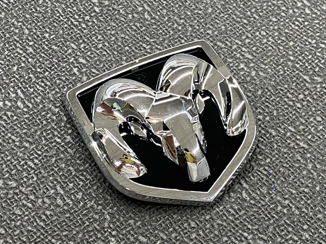 5073290AB - 2002-2005 DODGE RAM Hood GRILL RAM HEAD Medallion OEM ...