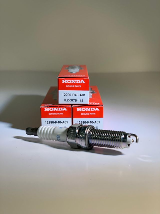 Genuine 2009-2014 Acura Spark Plug 12290-R40-A01 | Acura Parts HQ