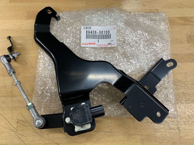 8940650100 - Height Sensor 2007-2017 Lexus | Lexus Parts Outlet