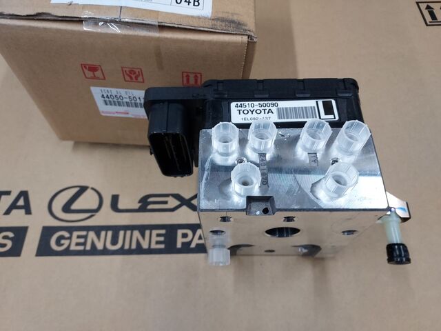 44050-50110 - Modulator Valve 2007-2017 Lexus | Lexus Parts Outlet