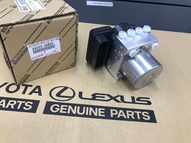 44050-48B90 - Modulator Valve 2020-2022 Lexus RX350L | Lexus Parts Outlet