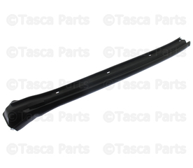 1999-2007 GM Passenger Side Windshield Molding 15291274 | TascaParts.com
