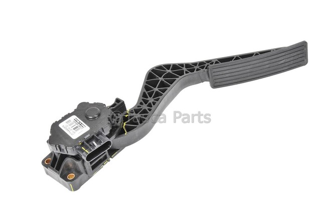 2010-2017 GM Accelerator Pedal with Position Sensor 84022579 ...
