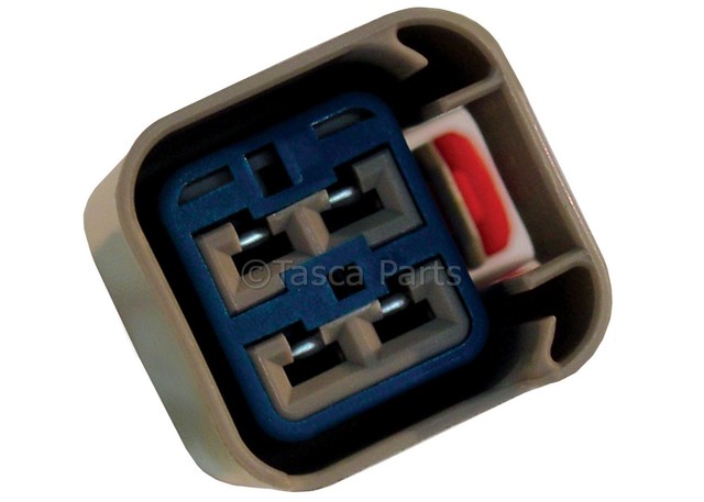 4-Way Female Gray Multi-Purpose Pigtail 15306441 | TascaParts.com