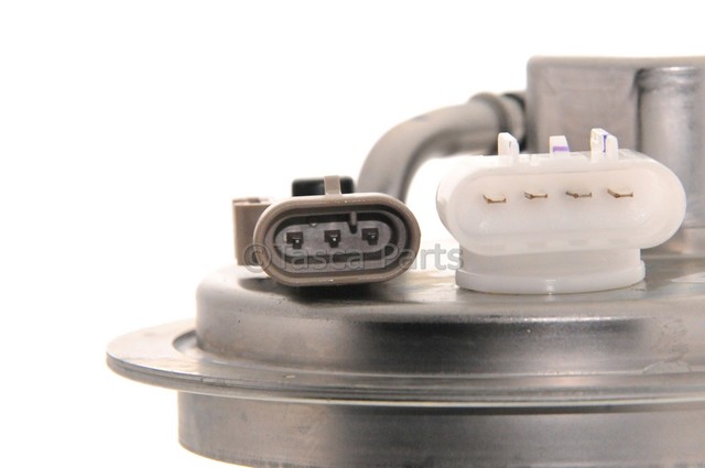 2007-2008 GM Fuel Pump and Level Sensor Module with Seal 19208955 ...