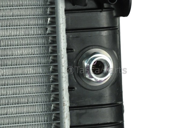 2003-2007 GM Radiator 89019156 | TascaParts.com
