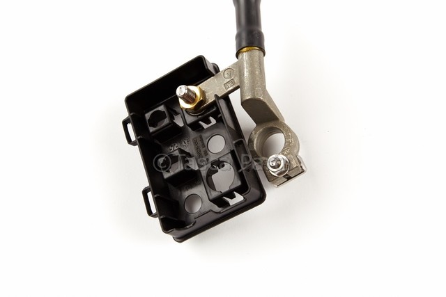 2015-2016 GM Auxiliary Battery Positive Cable 23239733 | TascaParts.com