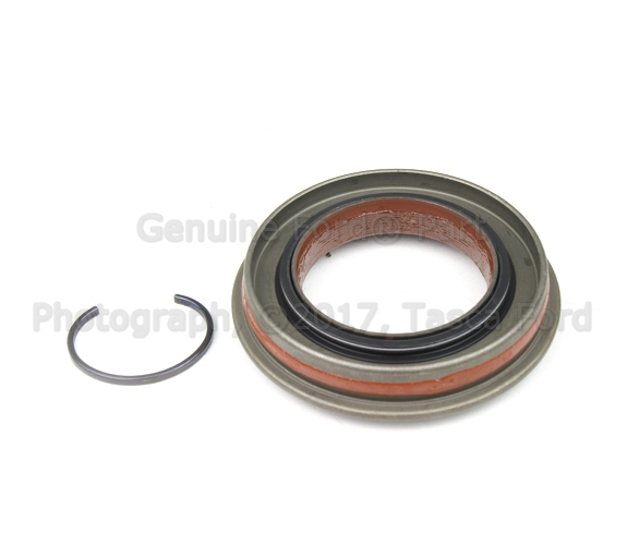 2007-2017 Ford Axle Seals 7L1Z-4A109-B | TascaParts.com