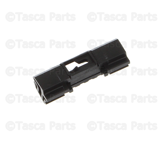 1999-2007 Volvo Drip Molding Clip 8622906 | TascaParts.com