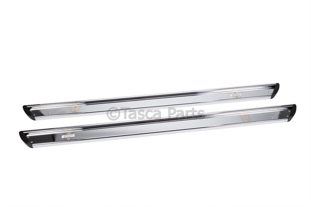 2013-2017 GM Running Board Step 23189645 | TascaParts.com