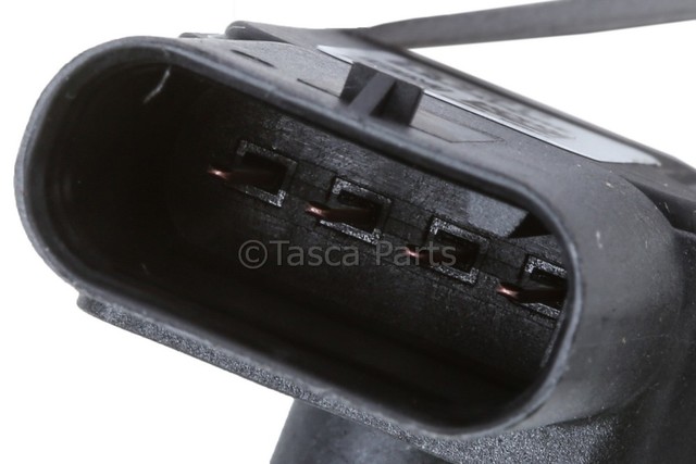 2020-2021 GM Intake Air Pressure and Temperature Sensor 24000470 ...