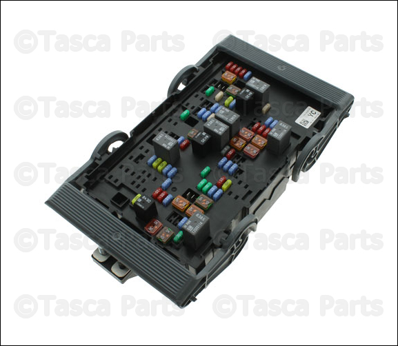 2007-2009 GM Engine Wiring Harness Junction Block 19210439 | TascaParts.com