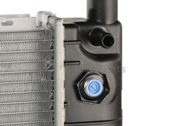 1994-2000 GM Radiator 89019344 | TascaParts.com