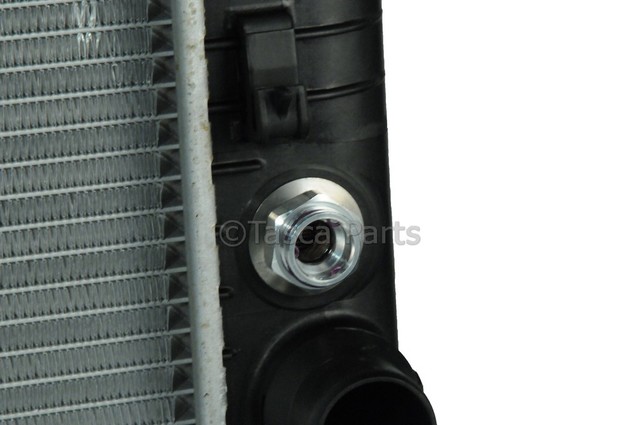2003-2007 GM Radiator 89019156 | TascaParts.com