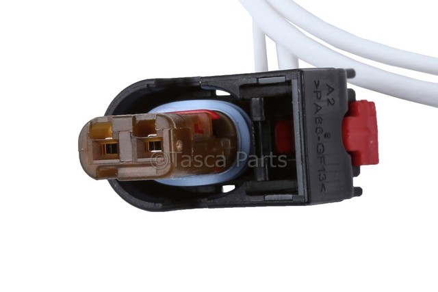 Black Wiring Harness Connector Kit 84785110 | TascaParts.com
