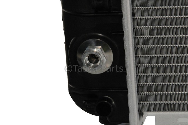 1999-2007 GM Radiator 15841575 | TascaParts.com