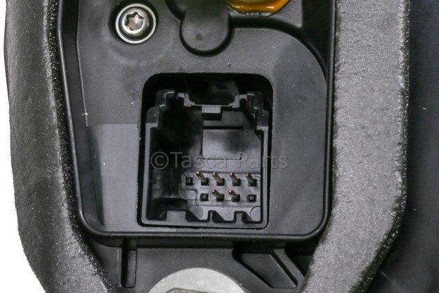 Front Passenger Side Door Latch 13546500 | TascaParts.com