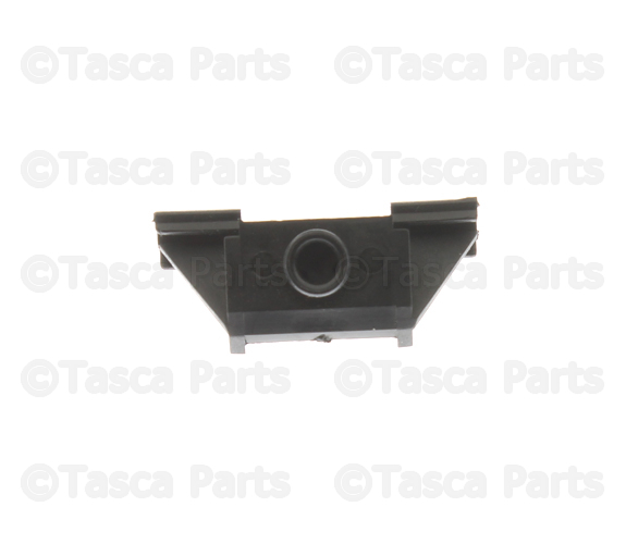 1991-1998 Volvo Reveal Molding Retainer Clip 1342533 | TascaParts.com