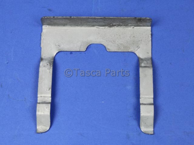 2002-2020 Mopar Lamp Clip 55077370AB | TascaParts.com