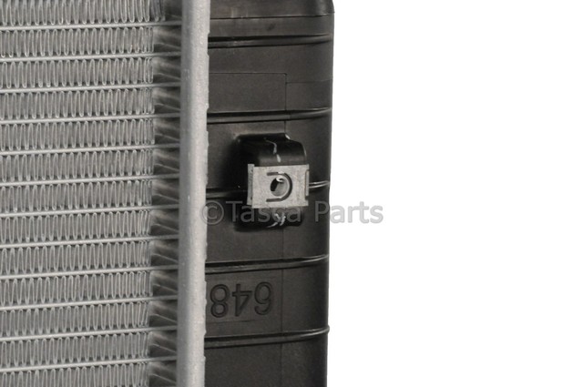 2001-2005 GM Radiator 89018715 | TascaParts.com